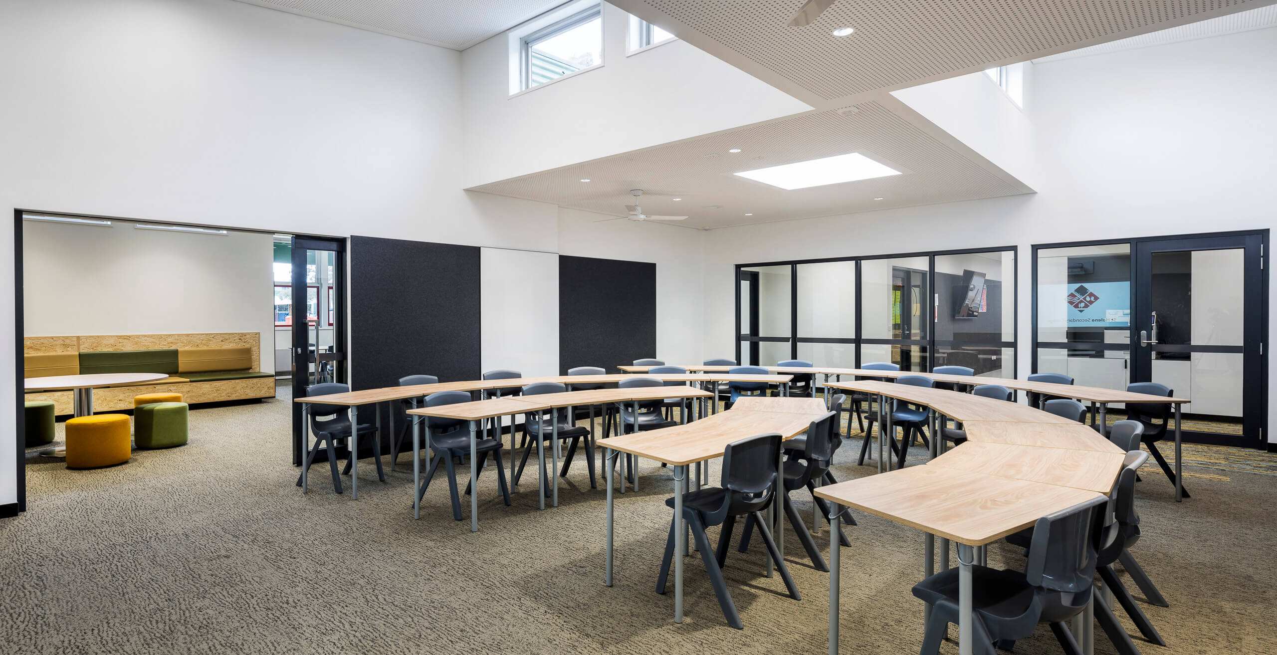 Link Taper Table | Enhancing Interactivity | VE Furniture